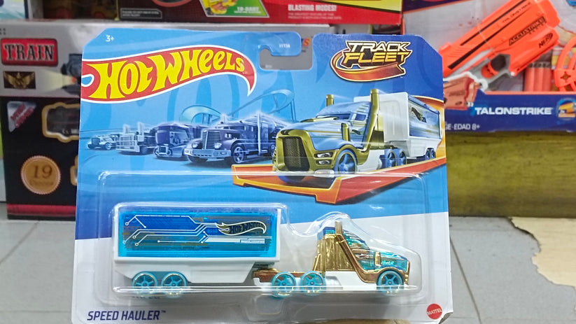 Hot Wheels Track Fleet, 1:64 Speed Hauler Die-Cast Toy Vehicle ...